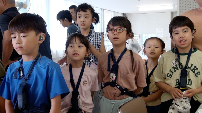 しゃべれるようになったよ～手話を教えない”ろう学校”（字） | BS12スペシャル | 情報・ドキュメンタリー番組 | BS無料放送ならBS12（トゥエルビ）