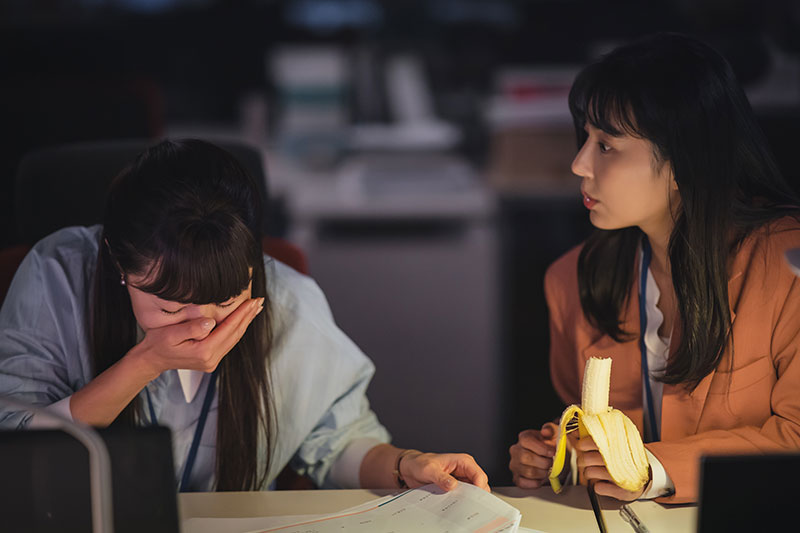 第10話 妊娠放棄覚書の始まり | 韓国ドラマ「伝説のインターン コ・ヘラ ～Cold Blooded Intern～」（土曜アジアドラマ） | BS無料放送ならBS12（トゥエルビ）