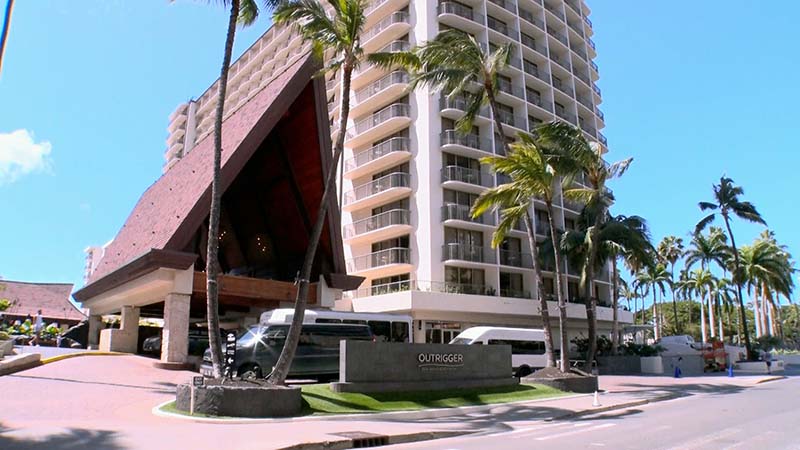 #137「人気企画ホテル特集！生まれ変わった“アウトリガー・リーフ”」 | ハワイに恋して！ | 旅・グルメ番組 | BS無料放送ならBS12（トゥエルビ）