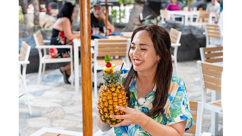 #137「人気企画ホテル特集！生まれ変わった“アウトリガー・リーフ”」 | ハワイに恋して！ | 旅・グルメ番組 | BS無料放送ならBS12（トゥエルビ）