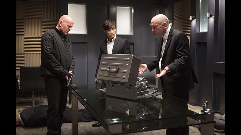 映画「RED／レッド」シリーズ | 無料ドラマ・映画 | BS無料放送ならBS12（トゥエルビ）